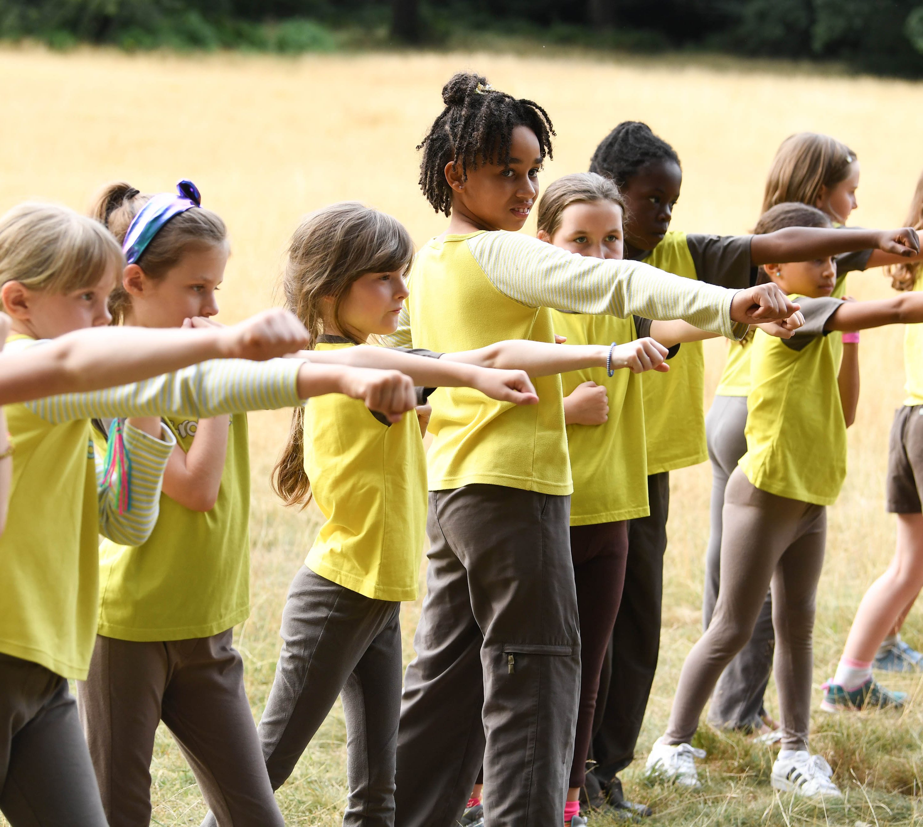 Holiday guiding - Girlguiding Scotland